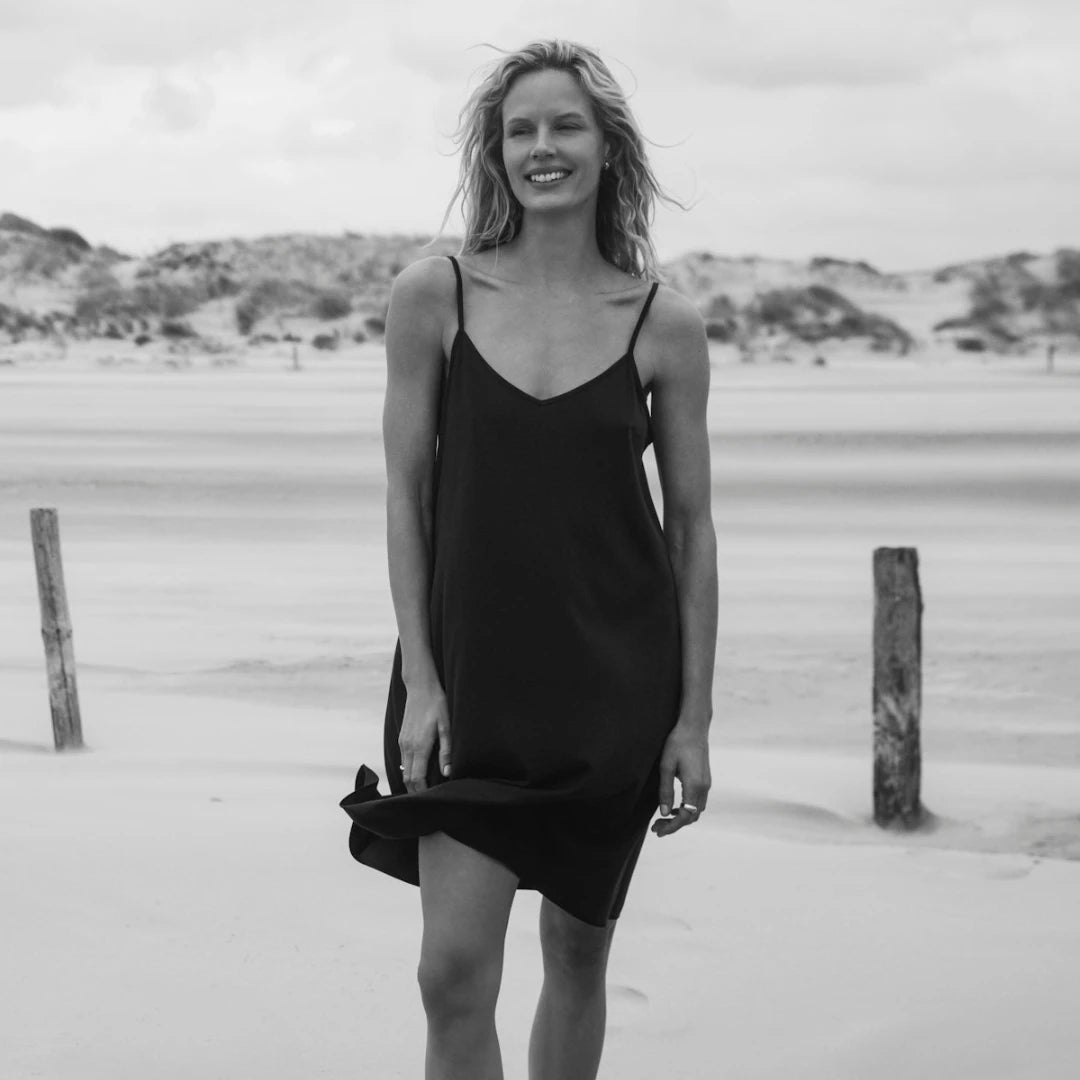 HANRO Women's Nightdresses Collection – Elegant & Comfortable Styles